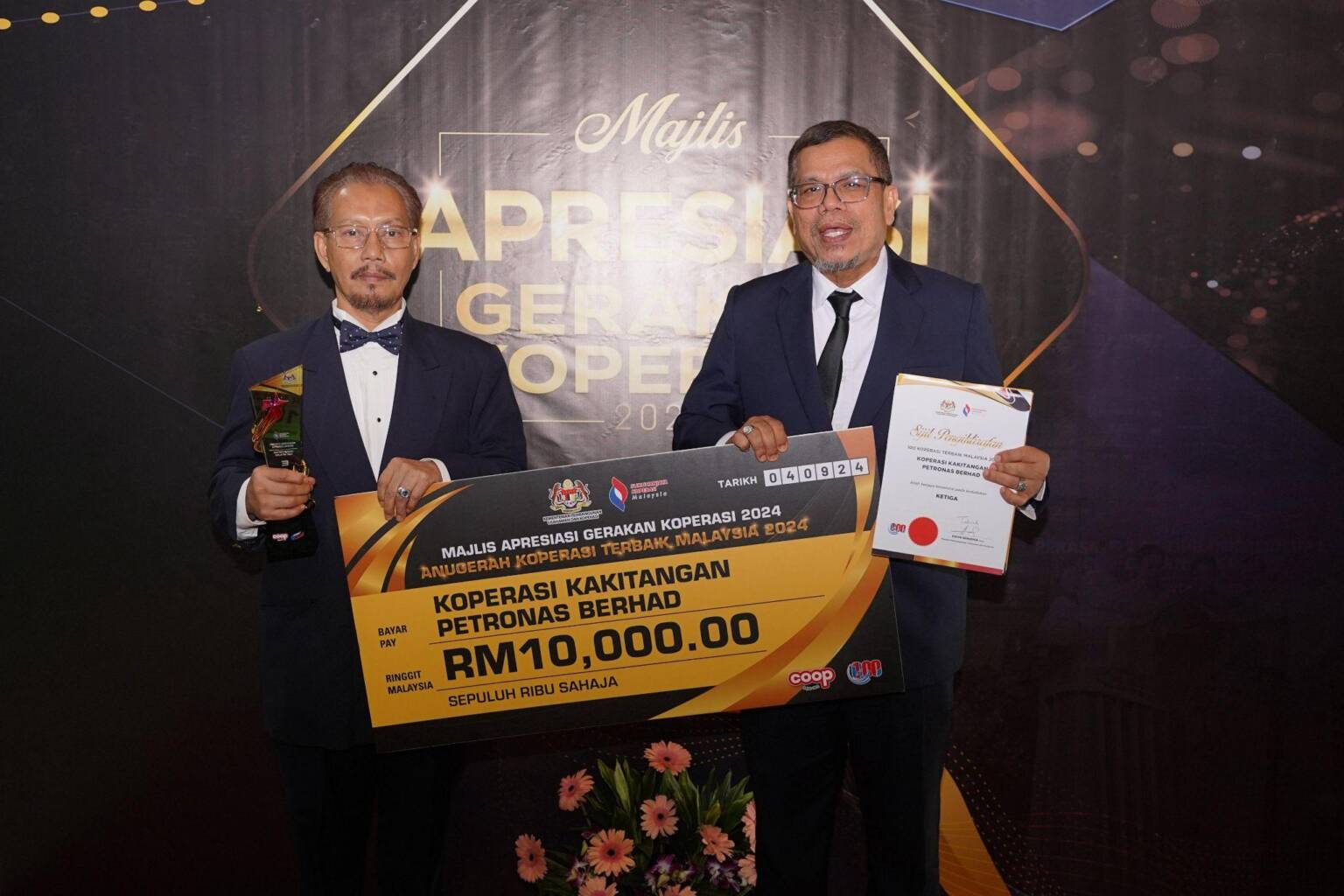 KOPETRO TEMPAT KE-3 DALAM SENARAI 100 KOPERASI TERBAIK MALAYSIA 2024 ...